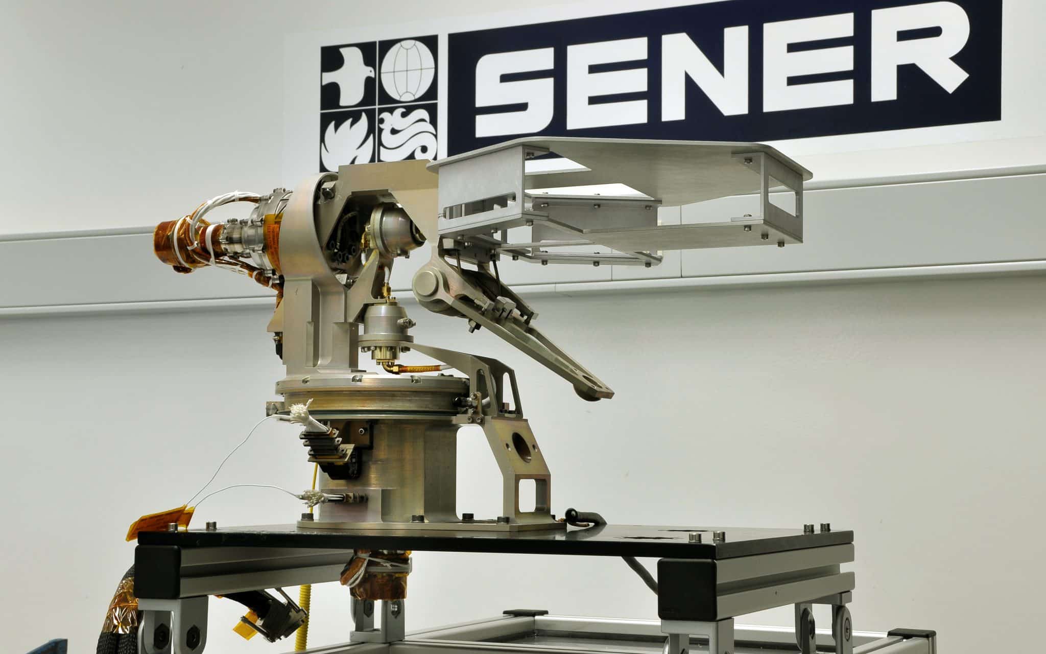 Mecanismo de apunte de antena para el Perseverance - Sener