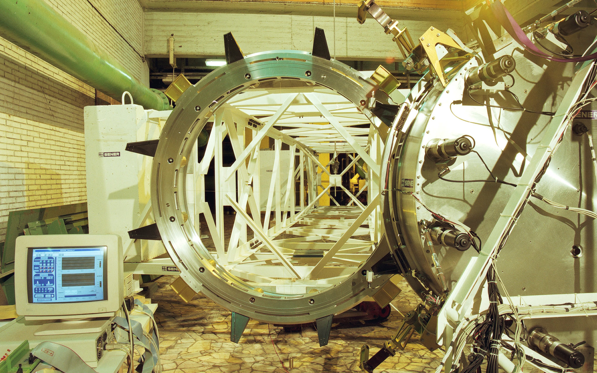 The European Columbus laboratory, a project participated in by SENER ...