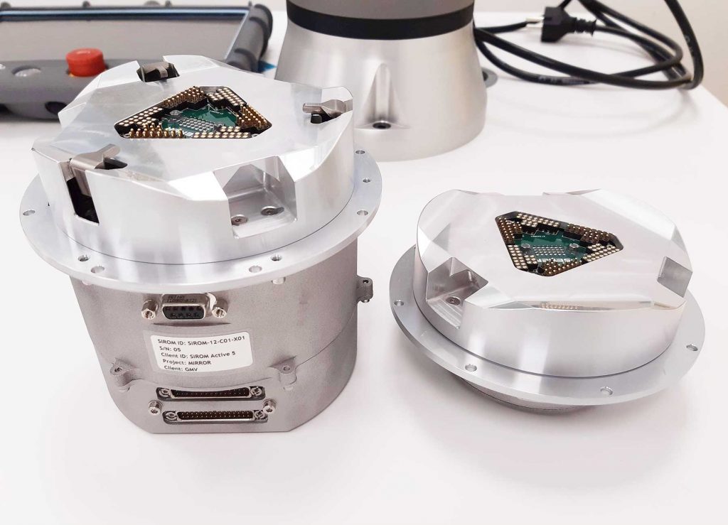 Standard Interface for Robotic Manipulation (SIROM) - Sener