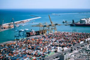 Decarbonisation of Ports: Strategies and Technologies